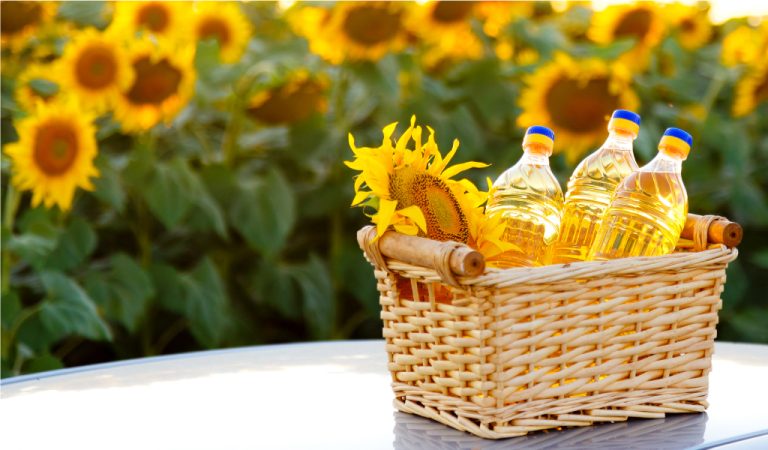 Cholesterol-free cooking oils for heart health - Truebasics Blog